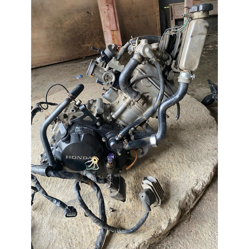 Jual MESIN CB150R SET PENGAPIAN MESIN CBR | Shopee Indonesia
