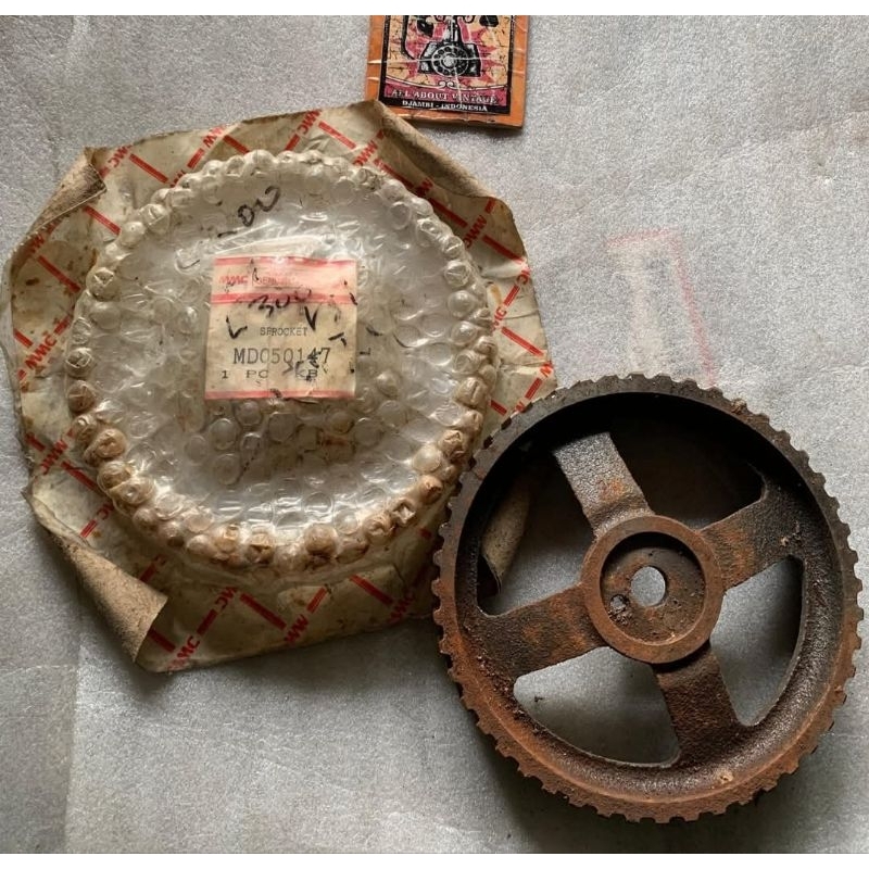 Jual Sprocket MD050147 Gigi Temeng Mitsubishi L300 Diesel Original MMC ...