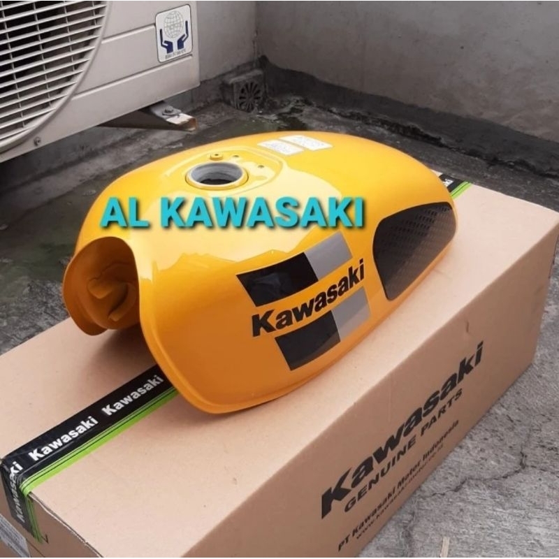 Jual tangki tengki bensin fuel tank kawasaki w 175 w175 tr kuning ...