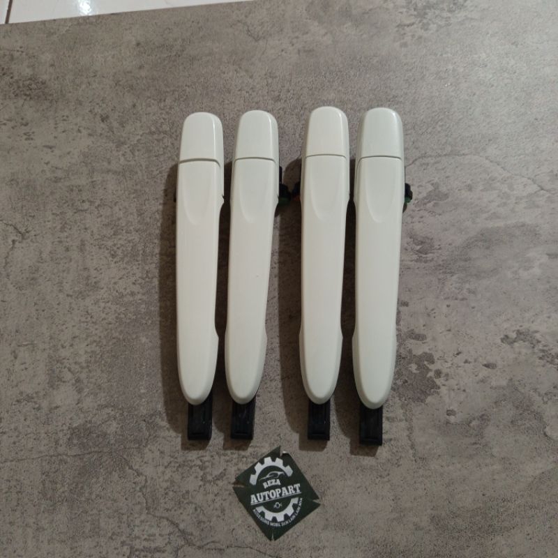 Jual Handel pegangan pintu Mobil Avanza All New Xenia THN 2012-2017 ...