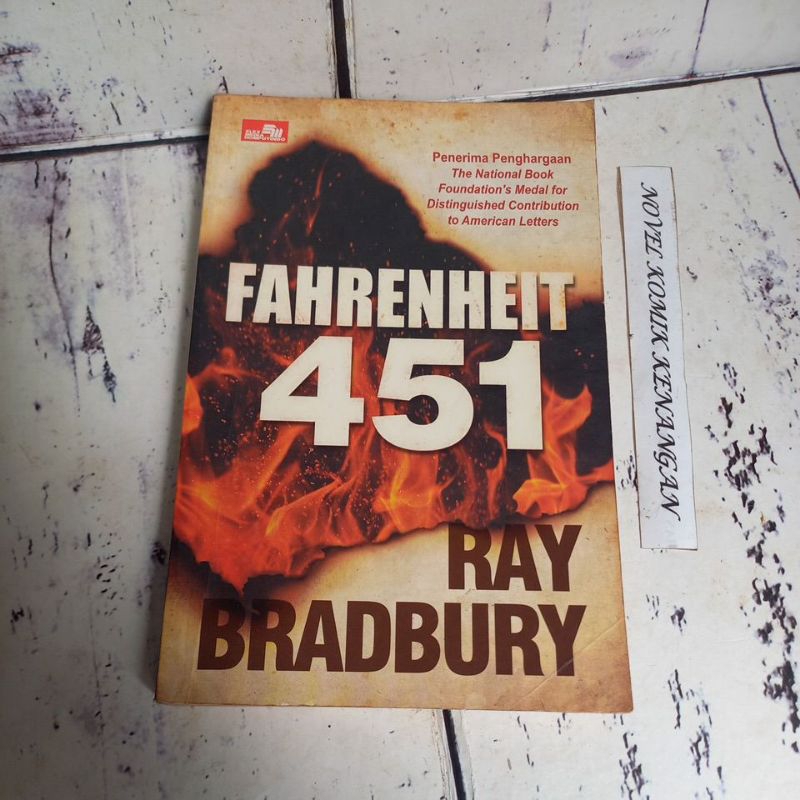 Jual Novel Fahrenheit 451 Karya Ray Bradbury Pesanan | Shopee Indonesia