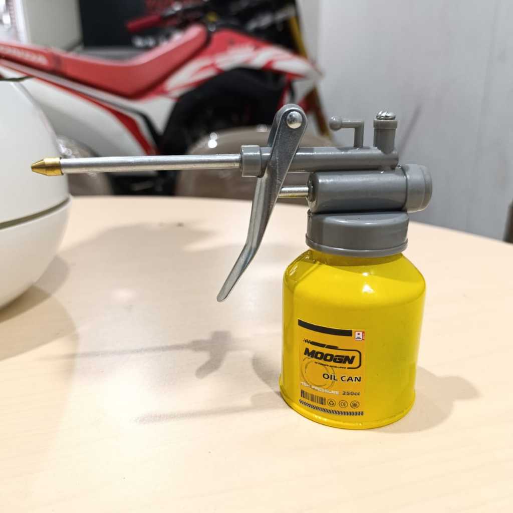 Jual Oil can gun 250ml kaleng oli botol semprot minyak oli pelumas ...