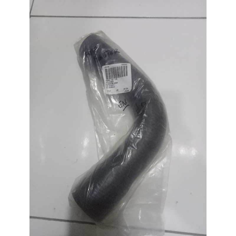 Jual RADIATOR HOSE SELANG RADIATOR ATAS FUSO FIGHTER | Shopee Indonesia