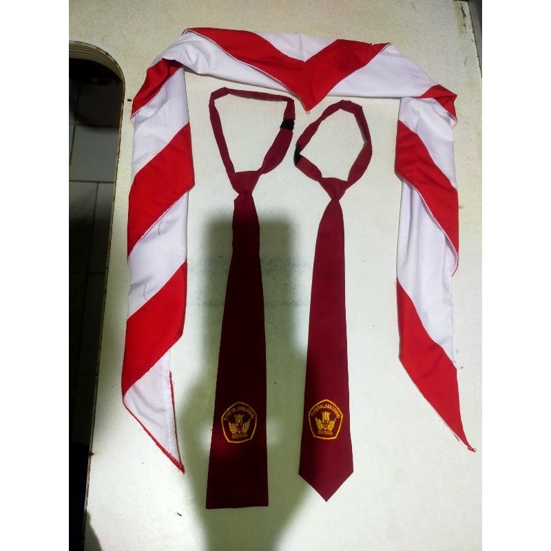 Jual hasduk /kacu Pramuka untuk anak SD SMP dan sma | Shopee Indonesia