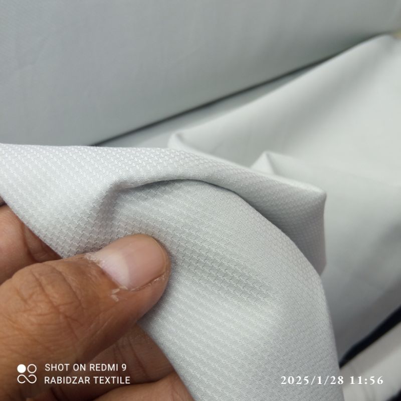 Jual KAIN KATUN DOBBY TIMBUL GREY MUDA SISIK PREMIUM GARMENT | Shopee ...