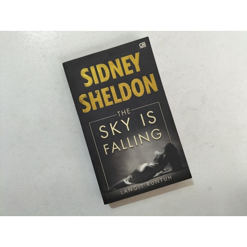 Jual Novel Saduran Klasik Langit Runtuh, karya Sidney Sheldon | Shopee ...