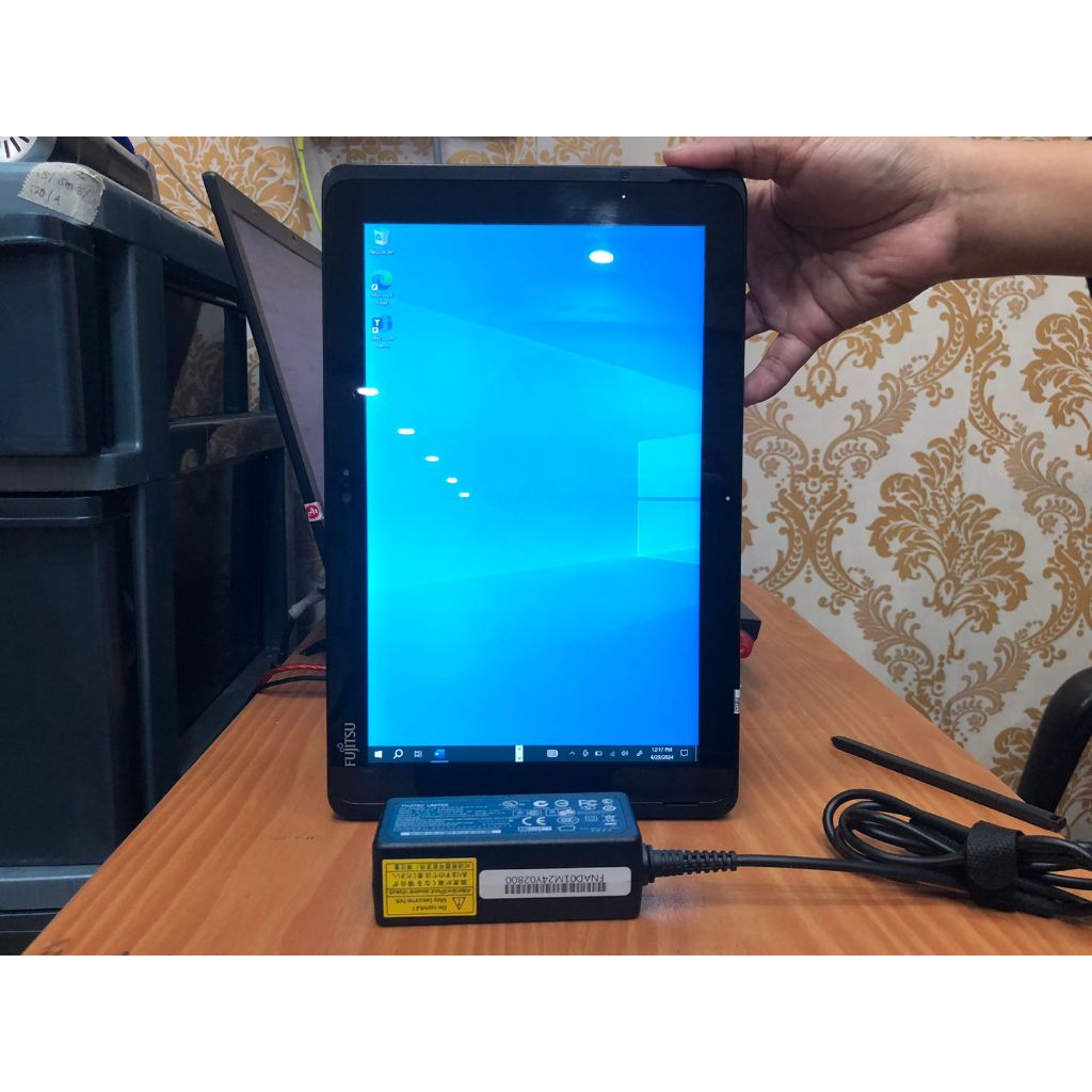 Jual BANTING HARGA Fujitsu Q507 Laptop Tablet Ssd 64gb Ram 4GB | Shopee ...