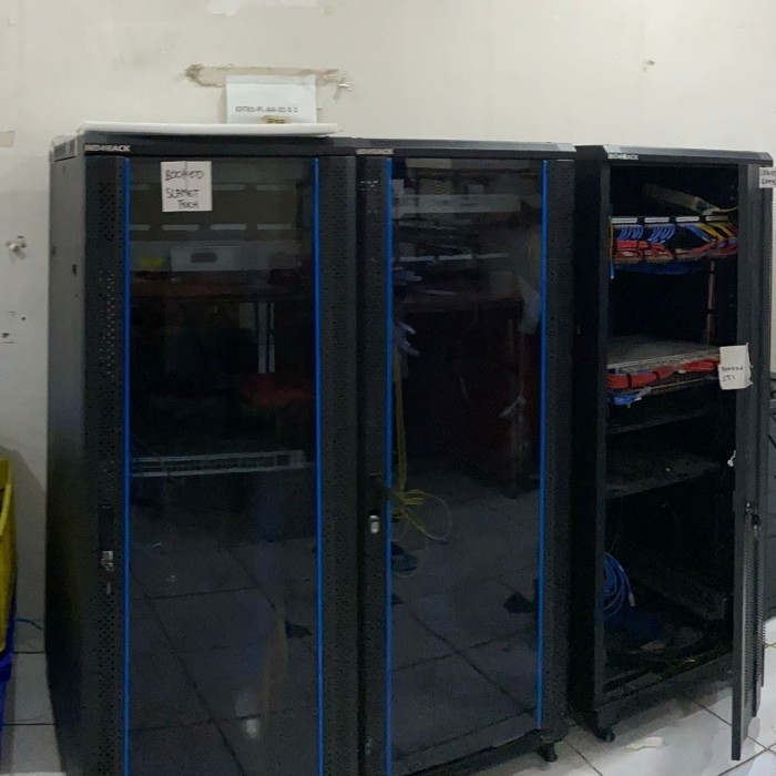 Jual INDORACK CLOSE RACK 32U DEPTH 1150MM GLASS DOOR - IR11532G RACK ...