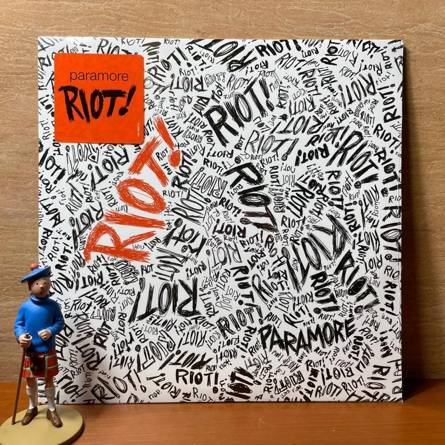 Jual PIRINGAN HITAM - VINYL PARAMORE - Riot! | Shopee Indonesia