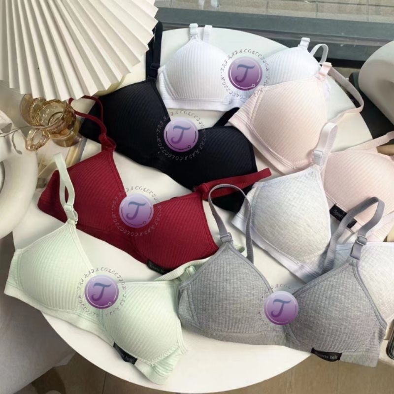 Jual Bra Wanita Feminim Push Up BH Tanpa Kawat Pakaian Dalam Model Sexy Import | Shopee Indonesia