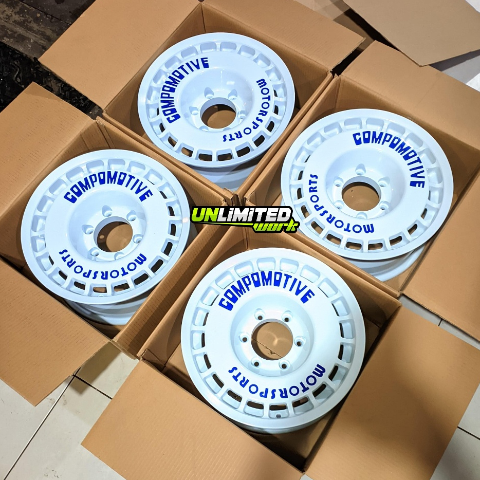 Jual Velg rally compomotive r16 warna white untuk hilux double cabin ...