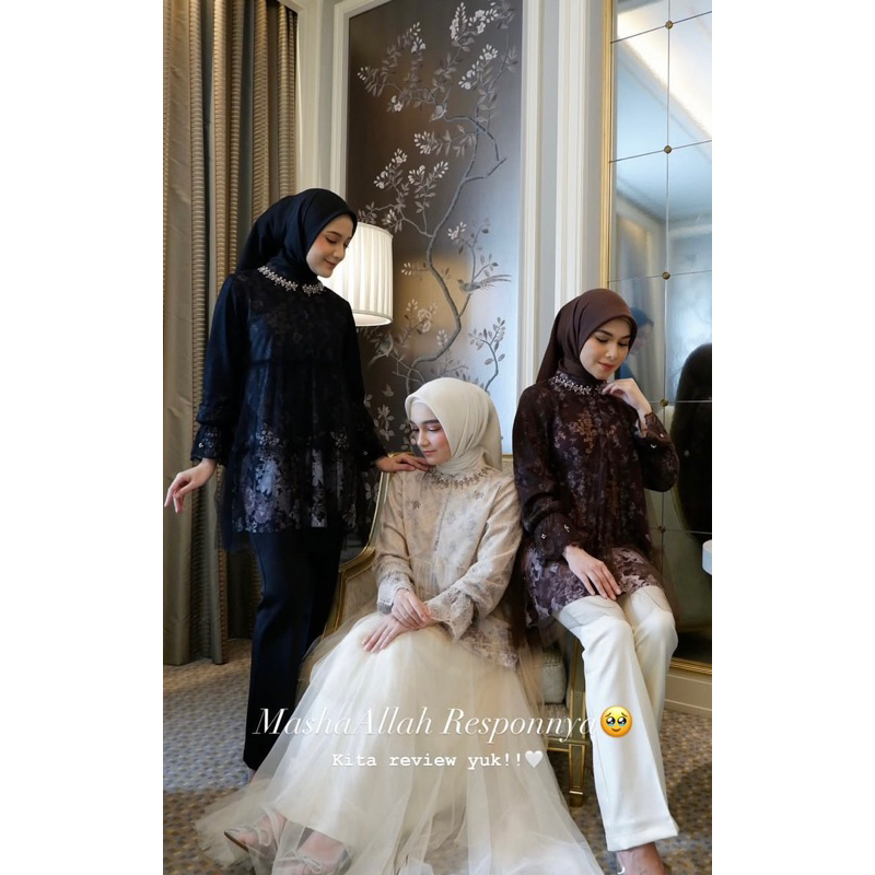 Jual Raya famset blouse by kaleela dan lonila | Shopee Indonesia