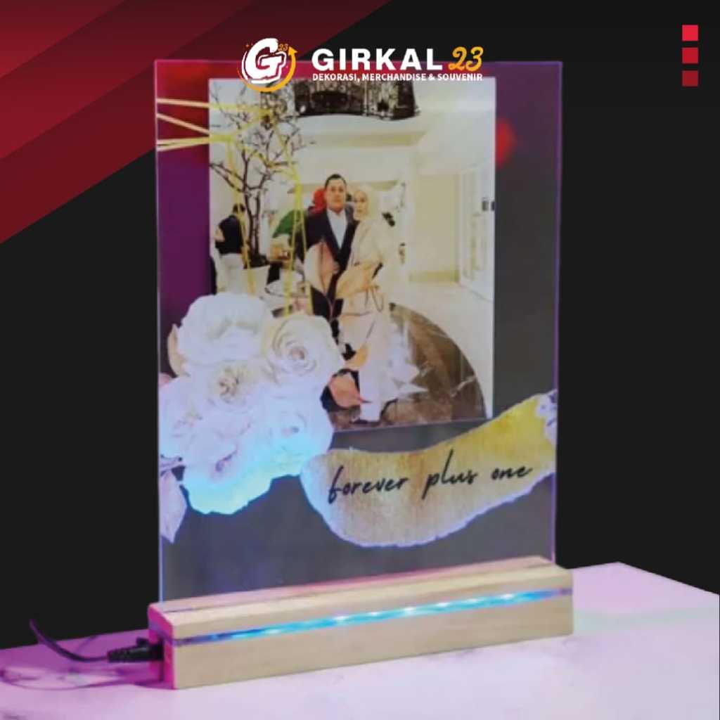 Jual Standee Meja Lampu Foto Custom UV Ink Akrilik | Shopee Indonesia