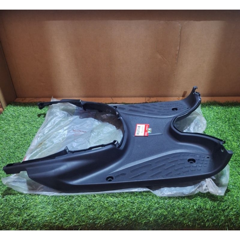 Jual cover step floor lantai pijakan honda scoopy skupi karbu original ahm honda 64310-kyt-900 ...