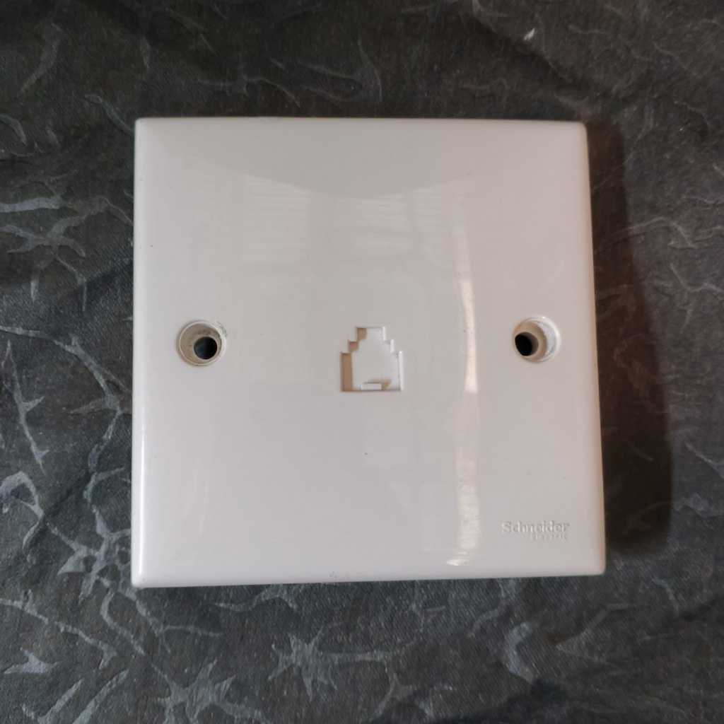 Jual Outlet Telepon 1 Gang Model : Inbow / Recessed Mounting Tipe ...