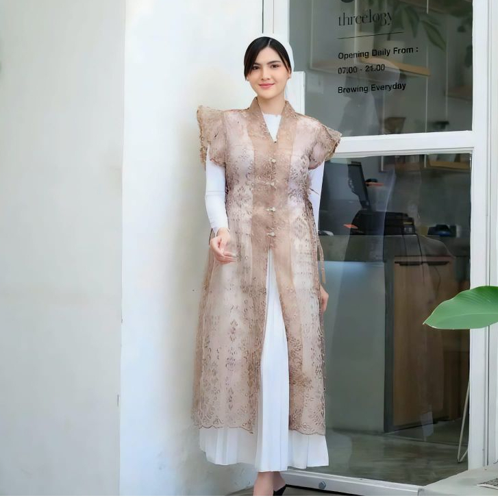 Jual Haura Outer Brukat Kondangan Baju Lebaran Outer Wisuda Dress ...