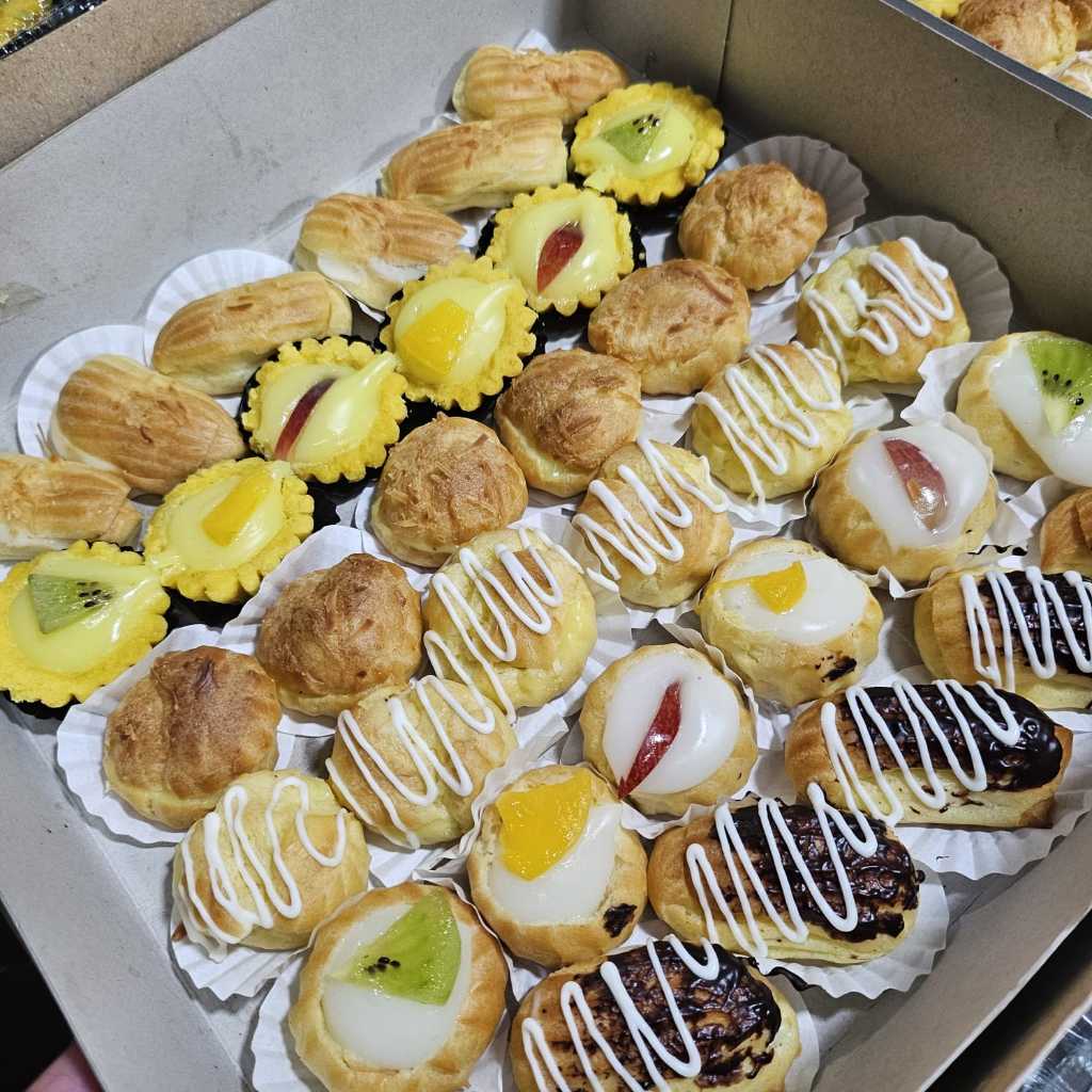 Jual Kue Hajatan Enak Mini Pie dan Mini Sus | Shopee Indonesia