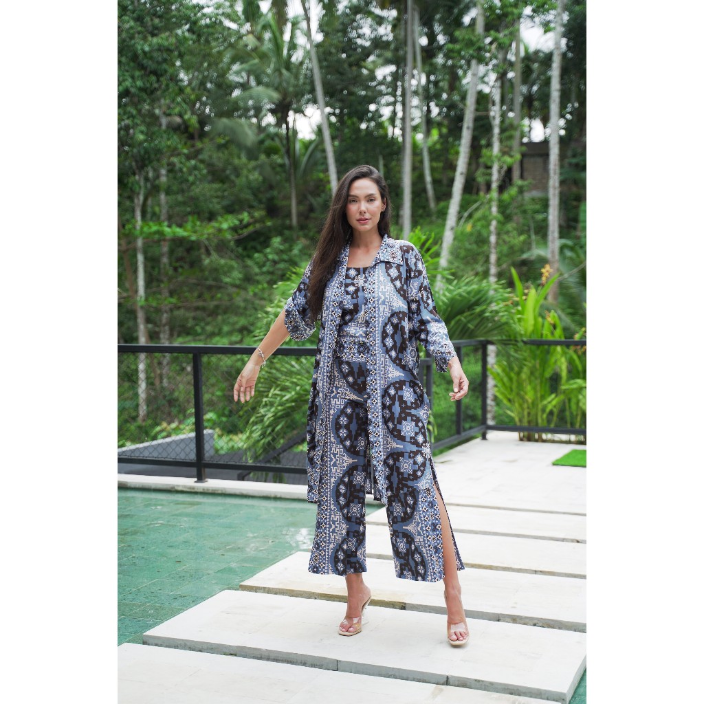 Jual Cap Bali Setelan Outer Panjang Lobeng Blue Edisi Ubud | Shopee ...