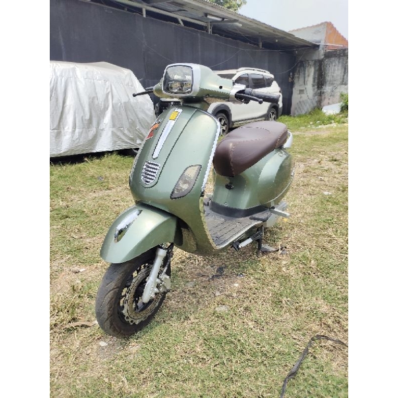 Jual Motor Listrik Uwinfly T3S Hijau Army / Molis Uwinfly/ Molis Vespa ...
