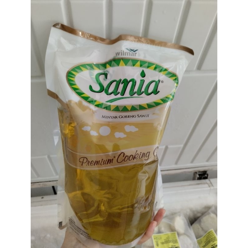 Jual Minyak Goreng Sania 2 liter | Shopee Indonesia