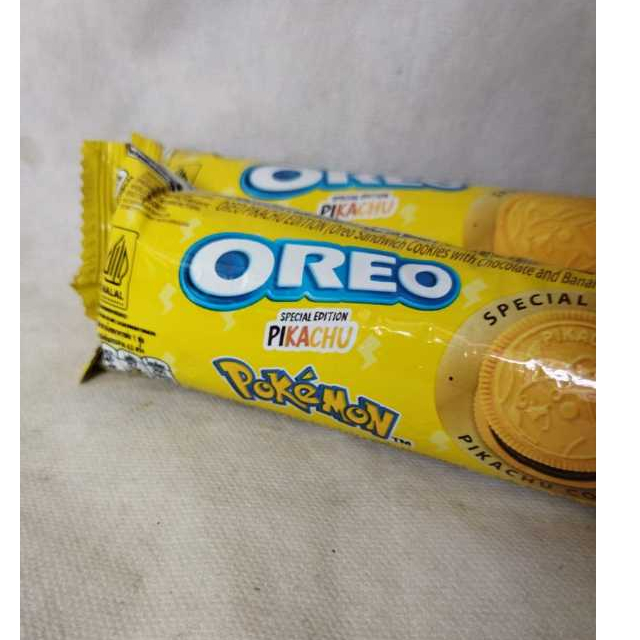 Jual OREO biskuit Pikachu special edition | Shopee Indonesia