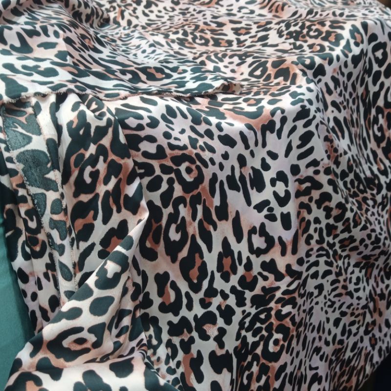 Jual Bahan Maxmara motif leopard - Maxmara luxury - bahan gamis ...