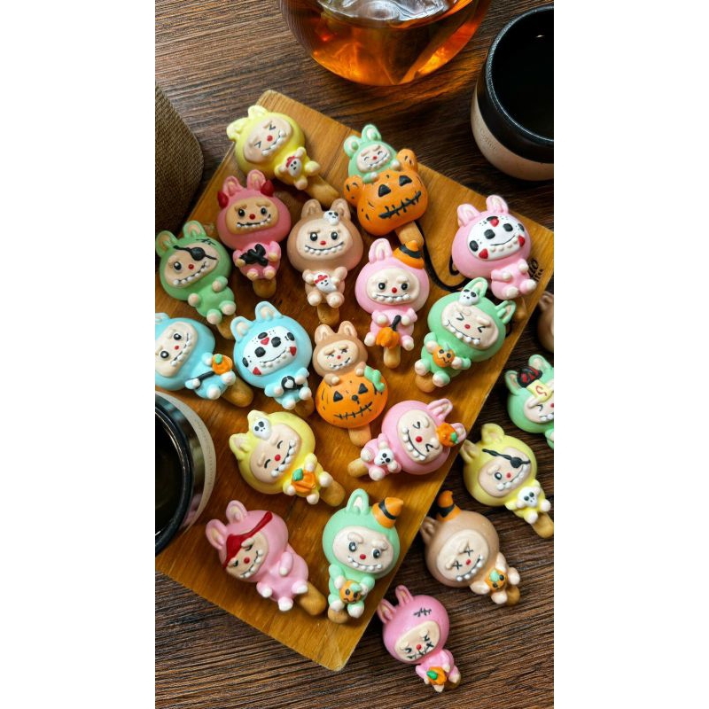 Jual Meringue Cookies Labubu Halloween Edition | Shopee Indonesia