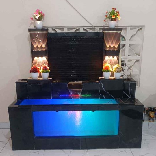 Jual Kolam ikan Kaca Minimalis dengan Air Mancur Portable - Dekorasi ...