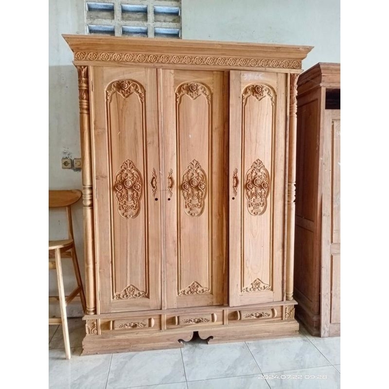 Jual Almari Pakaian Tulip / Almari Pakaian Full Kayu Jati | Shopee ...