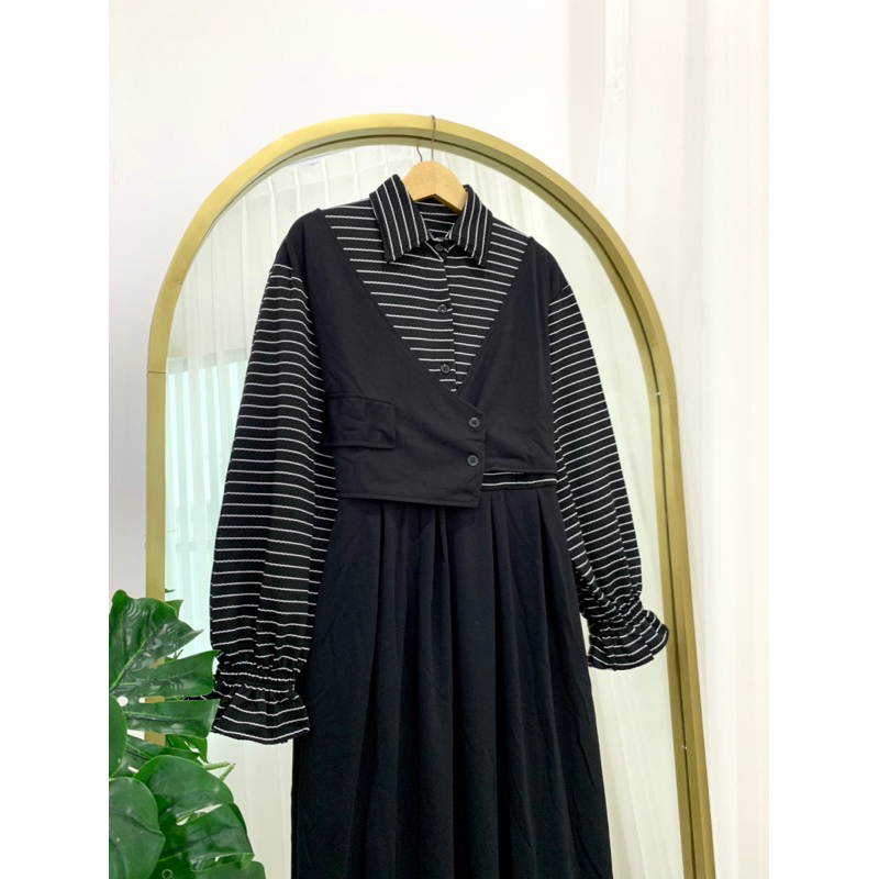 Jual OH Gamis Stripe Vest Nyatu kancing aktif Busui dan Wudhu Friendly ...