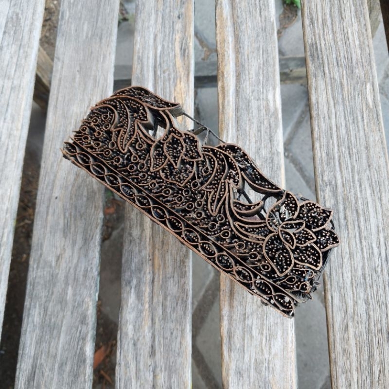 Jual Cap Batik Tembaga Motif Bunga Lawas Tua (Small) | Shopee Indonesia