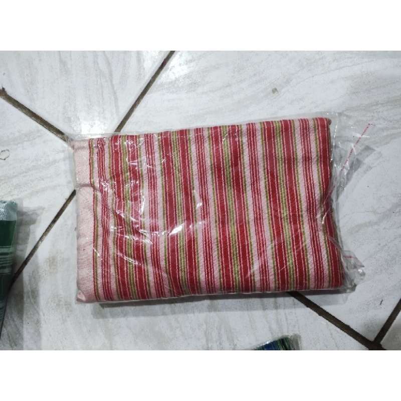 Jual sarung buton tenun biasa baubau | Shopee Indonesia