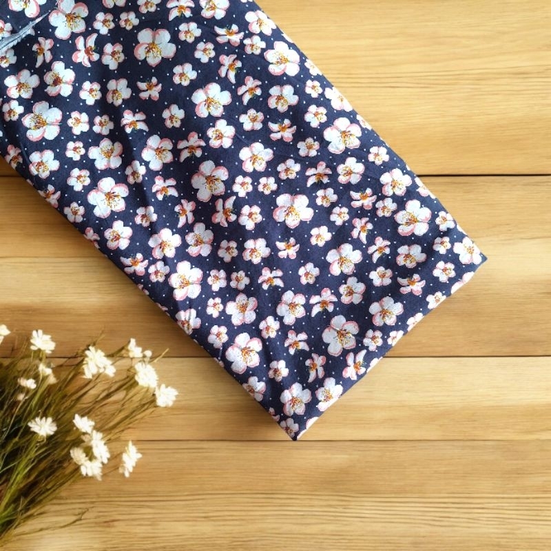 Jual kain katun silk motif bunga / kain katun motif / kain kemeja ...