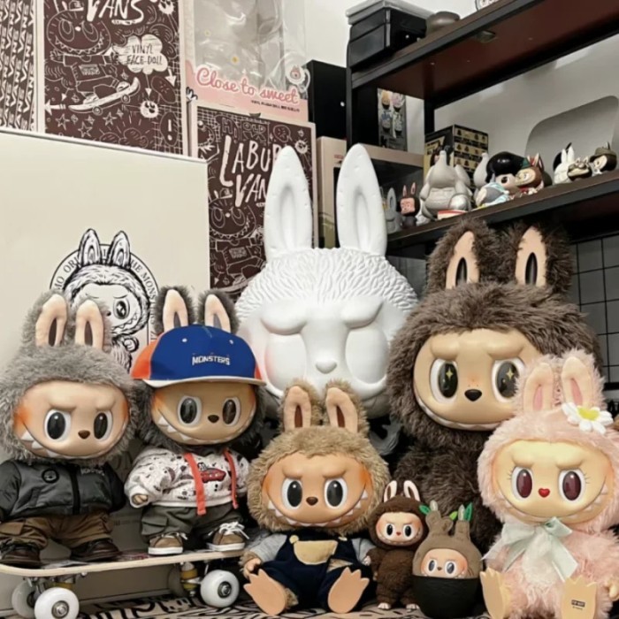 Jual Original Mokoko Labubu The Monsters Catch Me If You Like Me ...