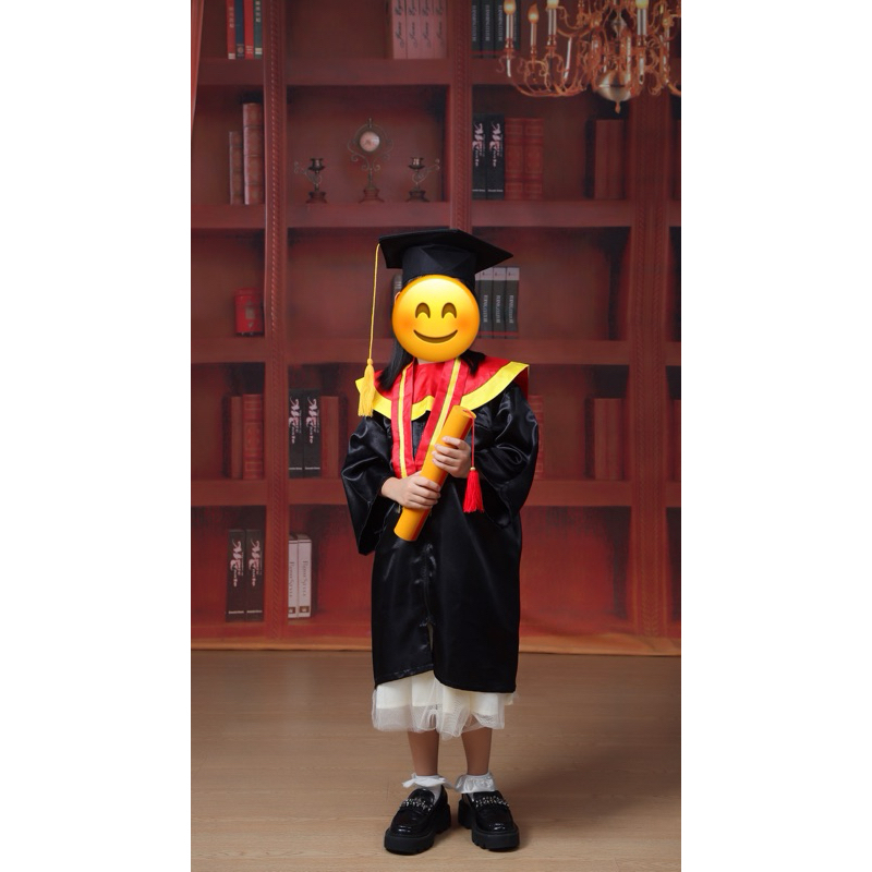 Jual Preloved Set baju toga wisuda anak TK | Shopee Indonesia