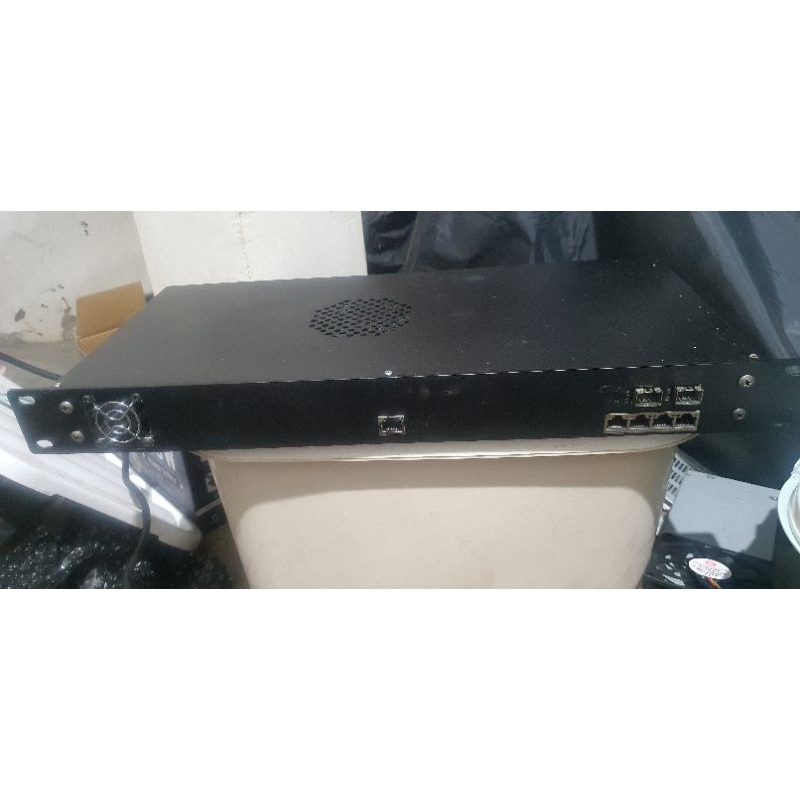 Jual PO mikrotik x86 16cpu 5 lan 2sfp+ 10G | Shopee Indonesia