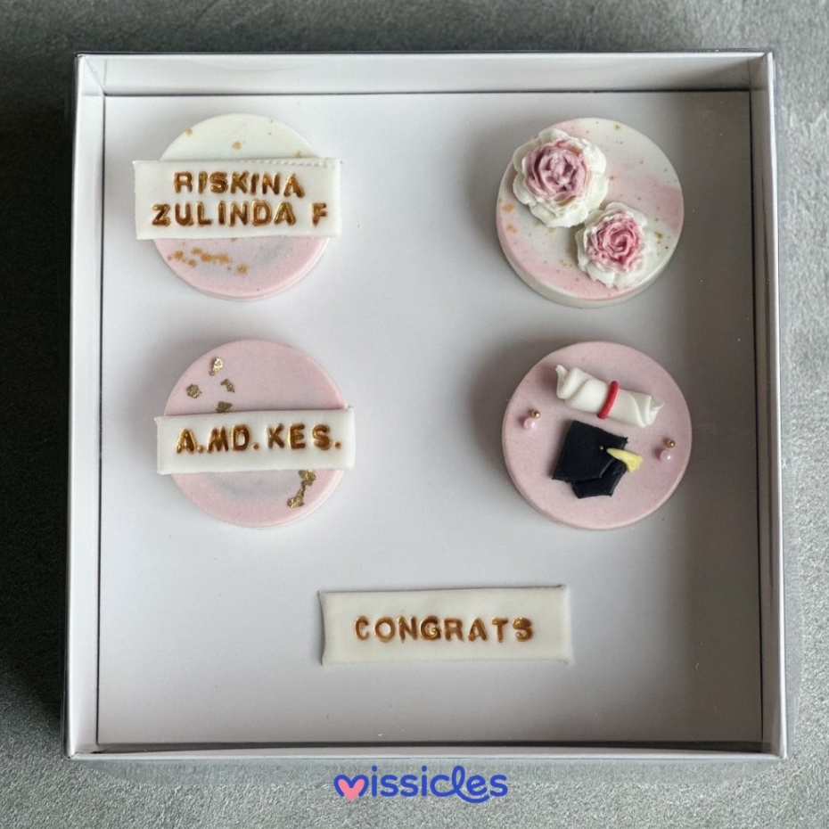 Jual (bisa dadakan, bisa h-1) Kue Wisuda | Hadiah wisuda/hadiah sidang ...