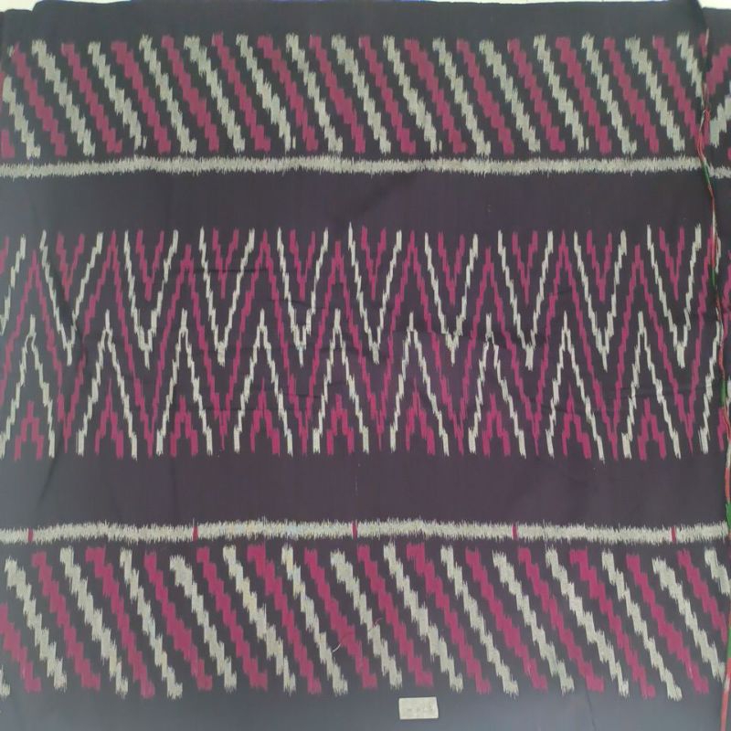 Jual KAIN TENUN METERAN CORAK INSANG | Shopee Indonesia