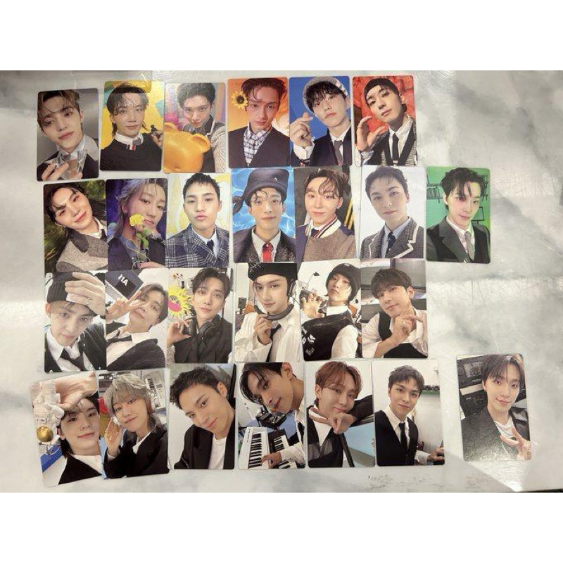 Jual READY STOCK PHOTOCARD SEVENTEEN OFFICIAL 17 IS RIGHT HERE PC HERE & HEAR VER | Shopee Indonesia