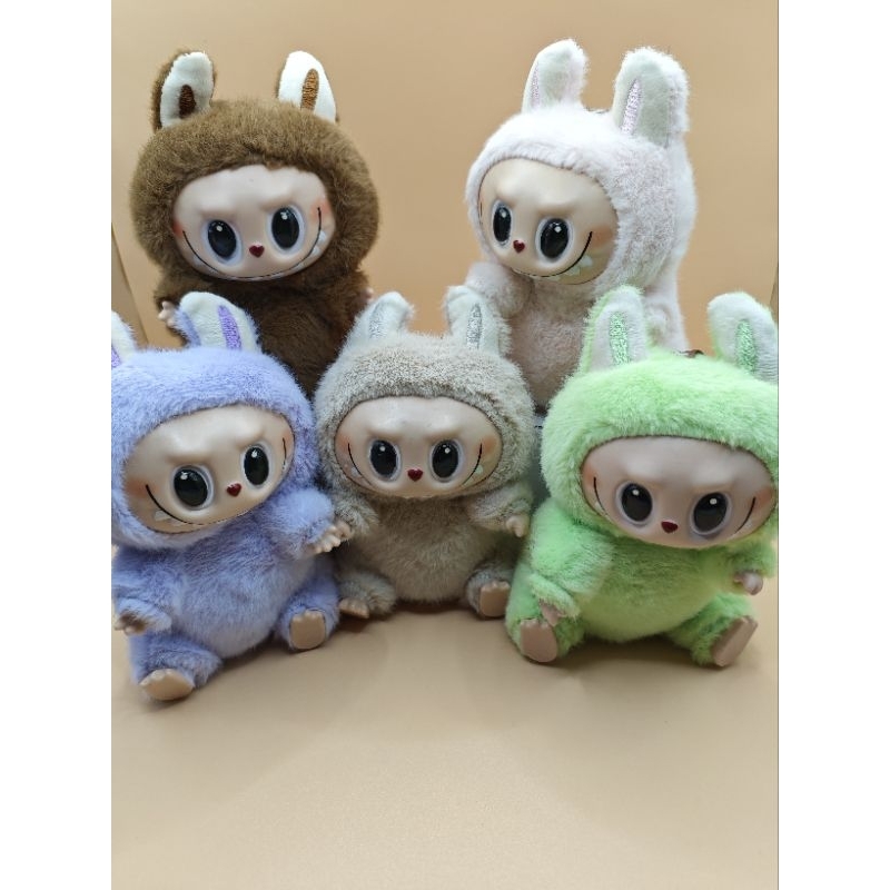 Jual Boneka Labubu Model Duduk Gantungan tas The Monster | Shopee Indonesia