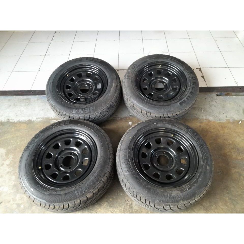 Jual Velg Mobil Bekas Ring 16 Lubang Baut 5 MOKUPO HSR R16X8 5X114,3 BAN 215 65 R16 | Shopee ...