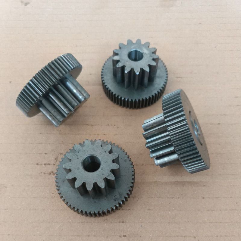 Jual Gear setrik Gigi kecil lawan dinamo stater Vixion new , R15 ...