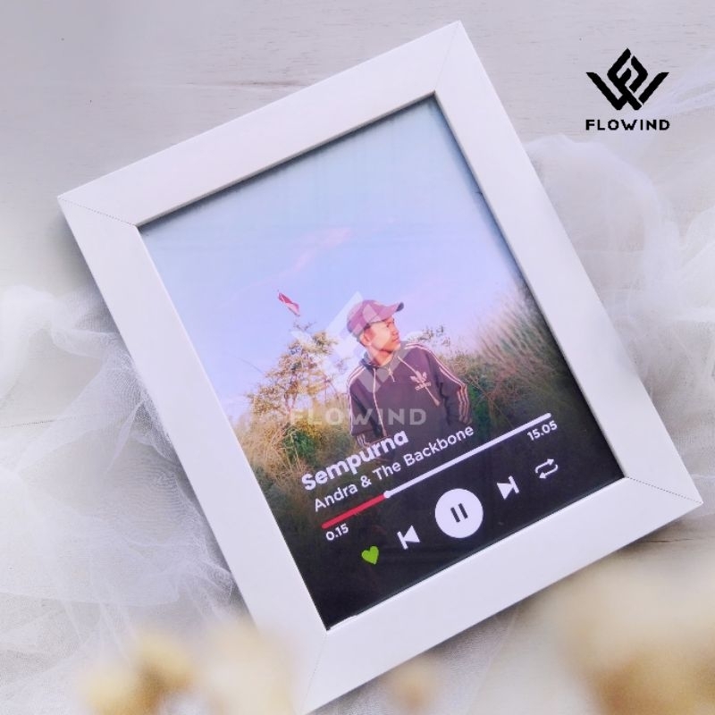 Jual KADO WISUDA/KADO ULANGTAHUN/PIGURA CUSTOM FOTO/SPOTIFY MUSIC FRAME | Shopee Indonesia