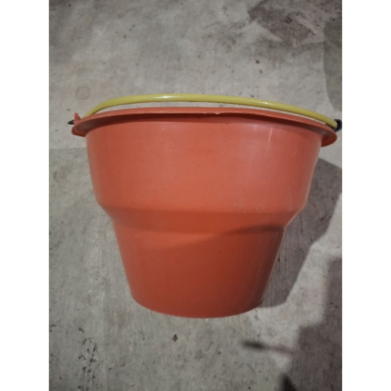 Jual Ember cor tebal merah kuat murah berkualitas | Shopee Indonesia