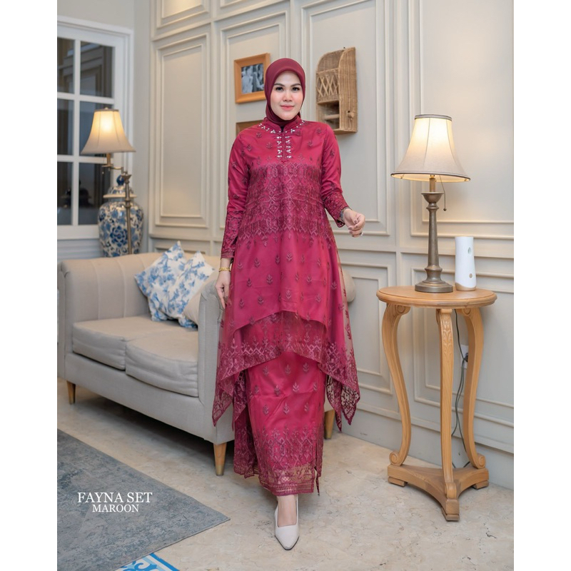 Jual DLR Collection // Set Kebaya Fayna // Set Kebaya Modern Terbaru ...