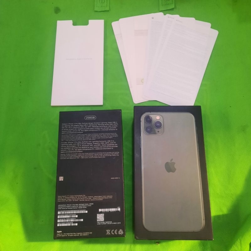 Jual dus box iphone 11 pro max midnight green original 100% copotan ...