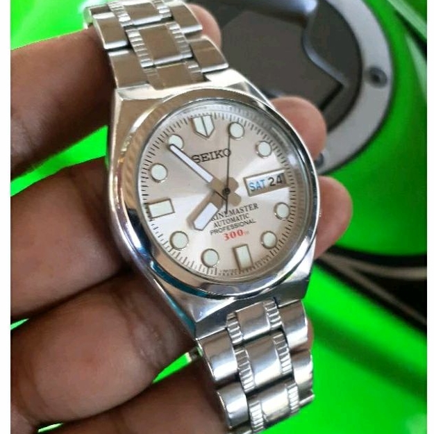 Jual JAM SEIKO 5 CAL-7S26 CUSTOM MULUS. 37MM.(second,vintage,kuno ...