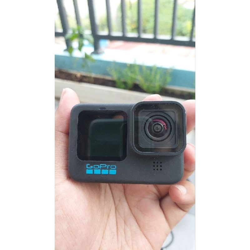 Jual GOPRO HERO 11 SECOND BUNDLE LIKE NEW | Shopee Indonesia