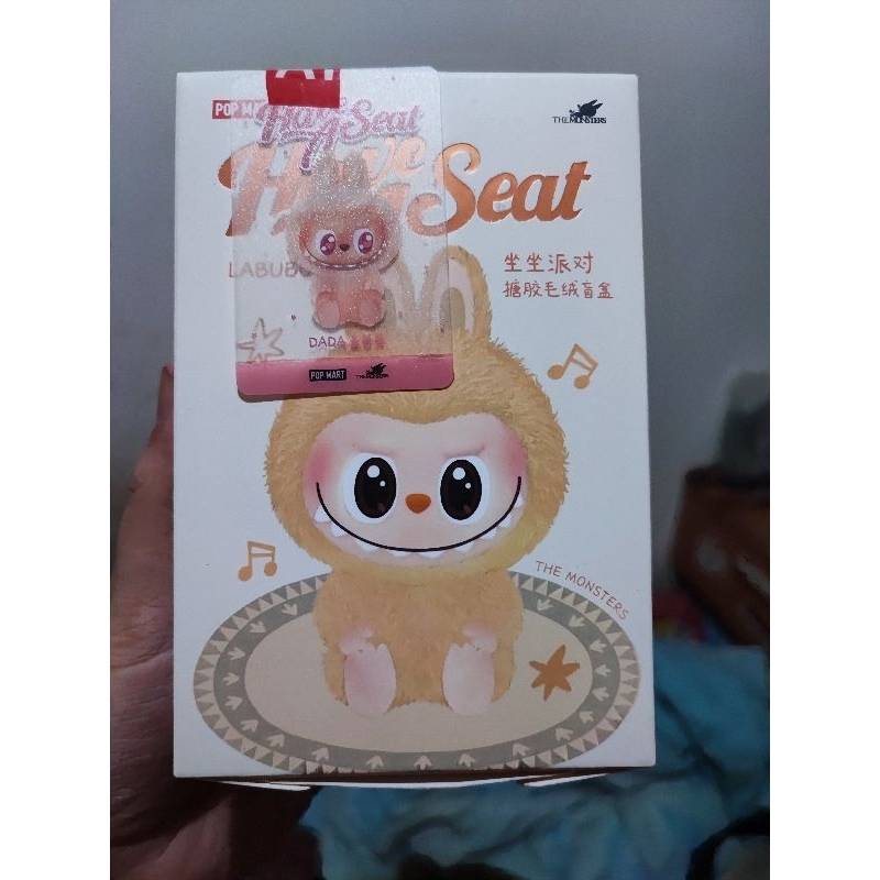 Jual LABUBU HAVE A SEAT DADA ORIGINAL POPMART INDONESIA | Shopee Indonesia