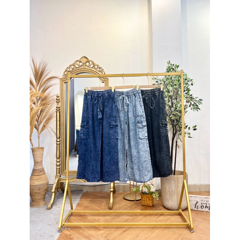 Jual FLOWRYN CARGO JEANS | Shopee Indonesia